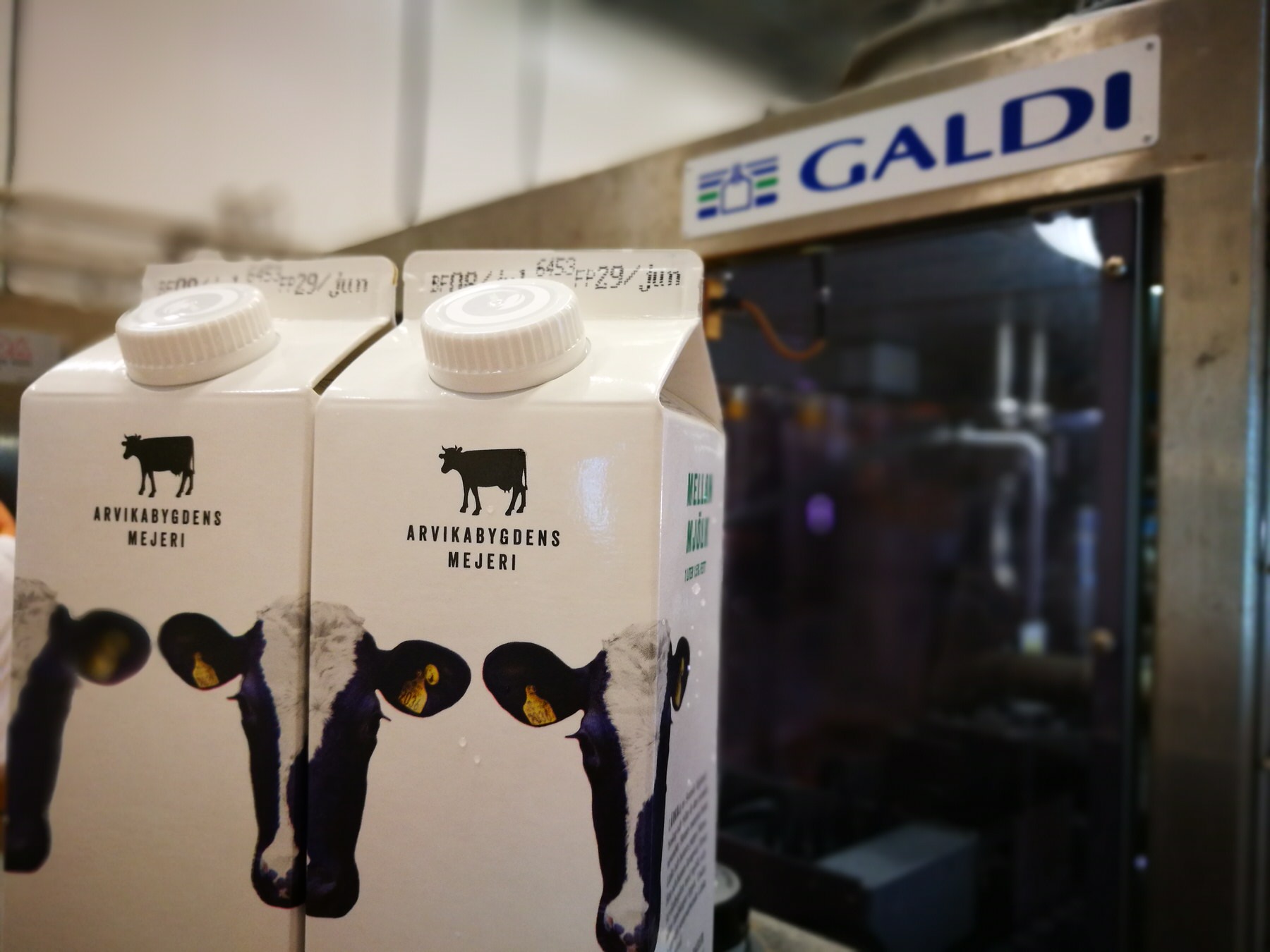 Arvikabygdens Mejeri and Galdi: Milk Filling Machine | Galdi